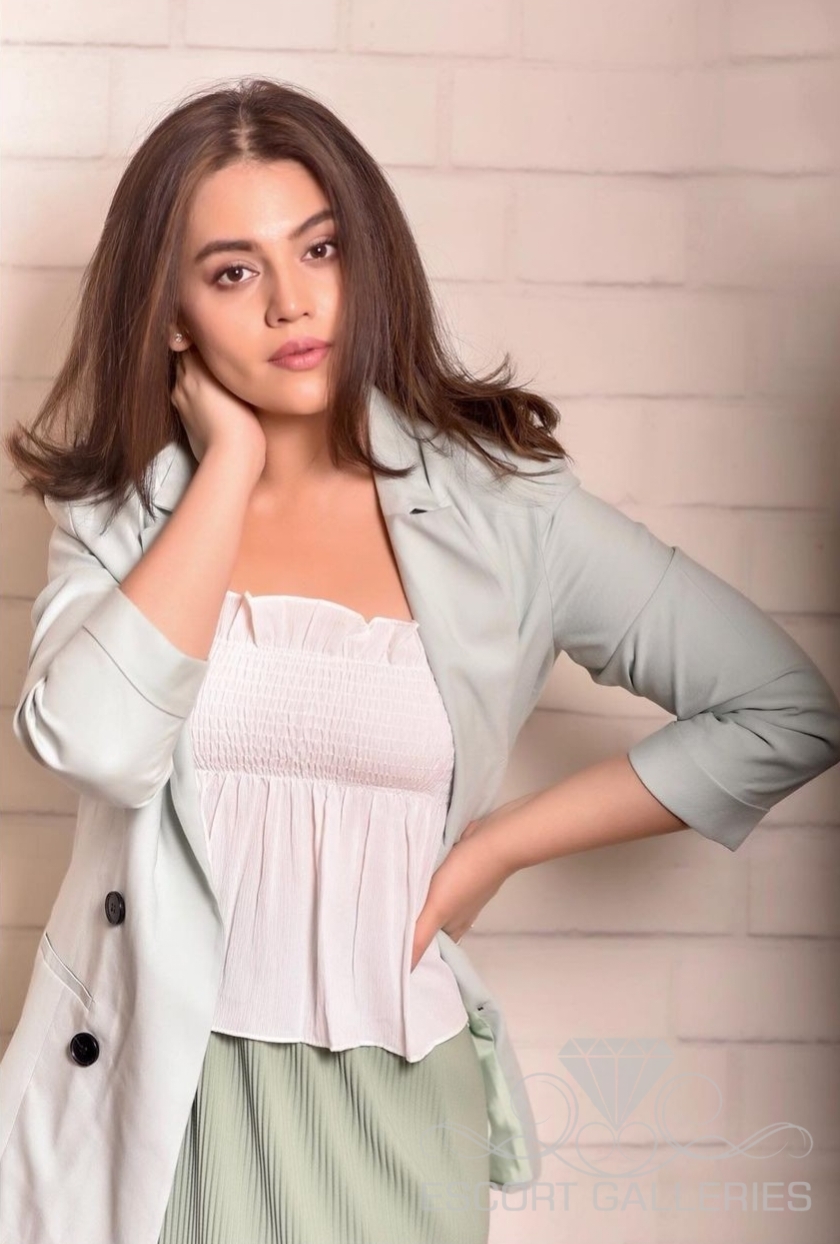 Meera (24) - Escort lady in Doha